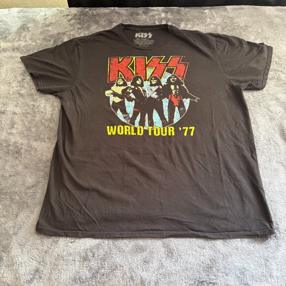 Kiss | Shirts | Kiss World Tour 77 Tshirt Xl Black Vtg Style Rock Band ...